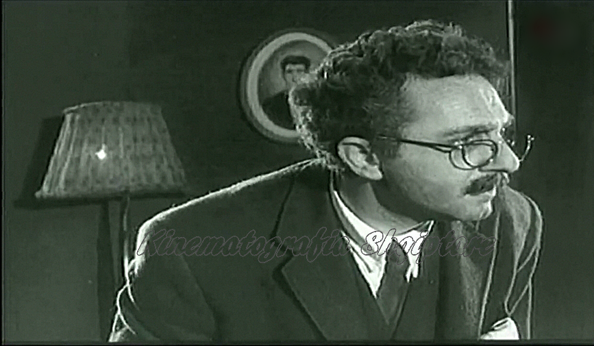 (VIDEO) "Laughter and The Crying of an Artist"! - Albanian ...